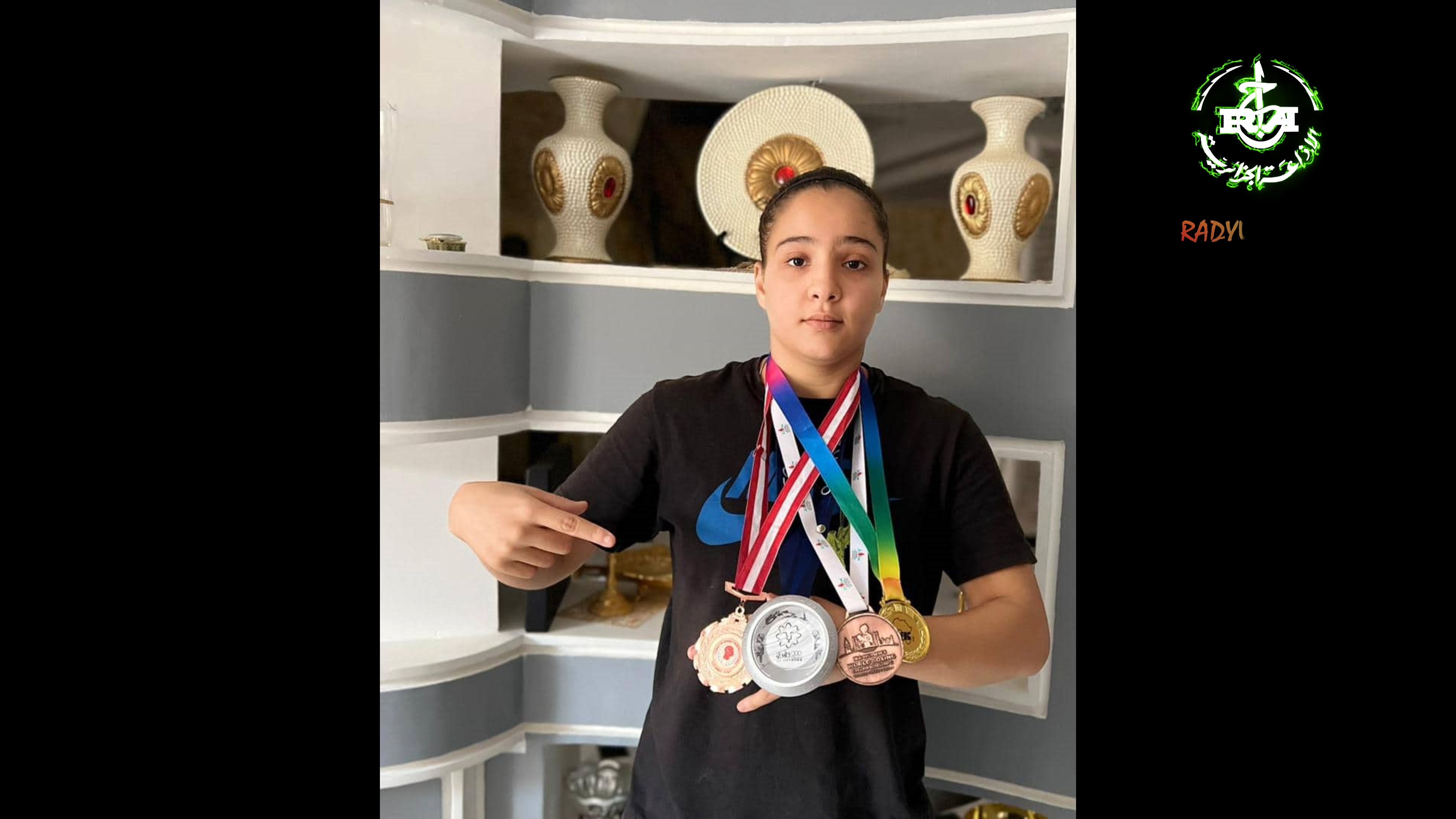 La jeune boxeuse, Ichrak Chaîb (21 ans ) championne d'Afrique | الإذاعة ...
